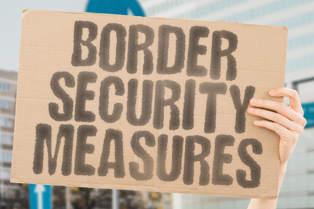 Border Patrol commander just obliterated Democrat mayor who tried to ...